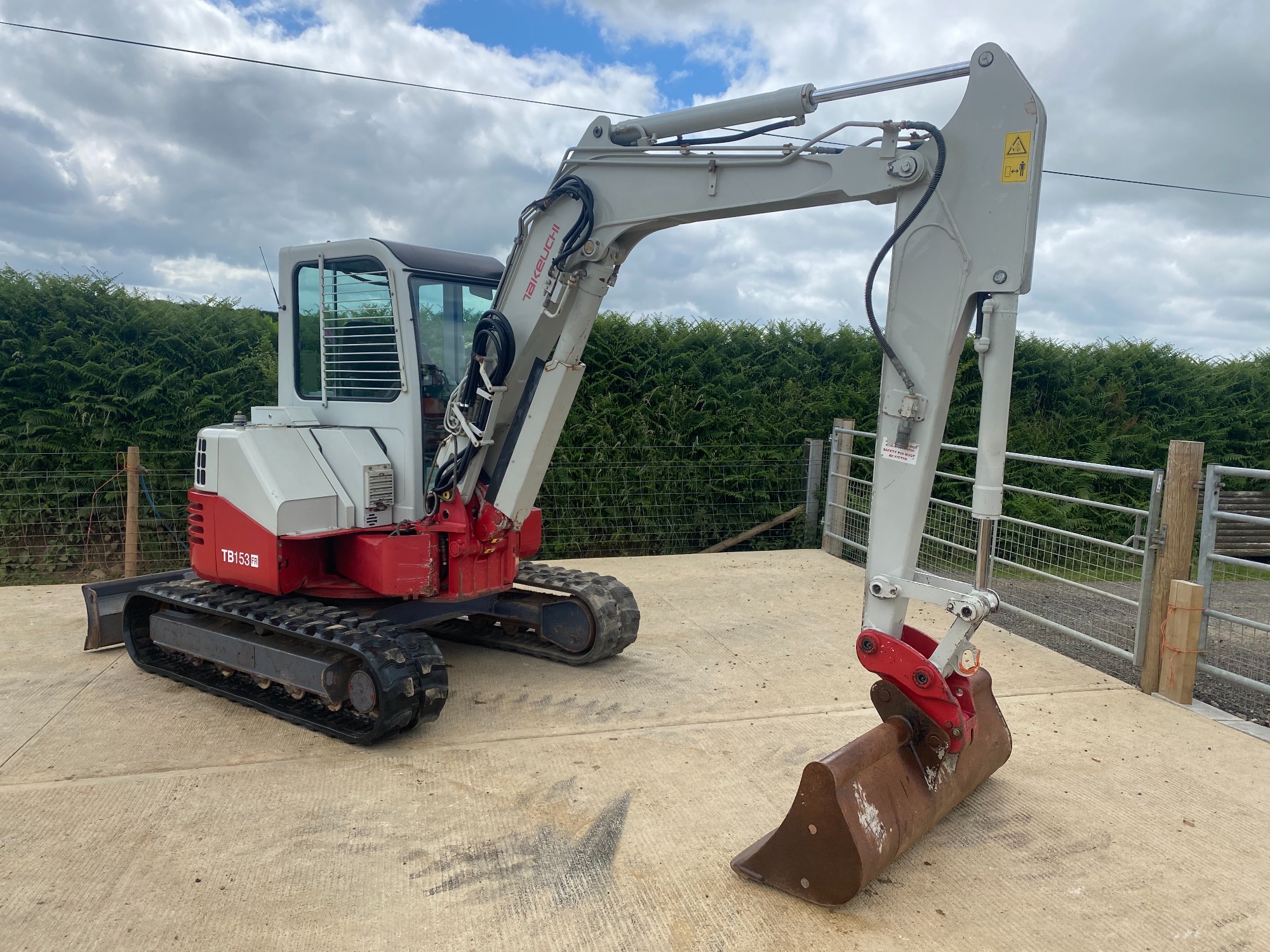 Takeuchi TB153FR