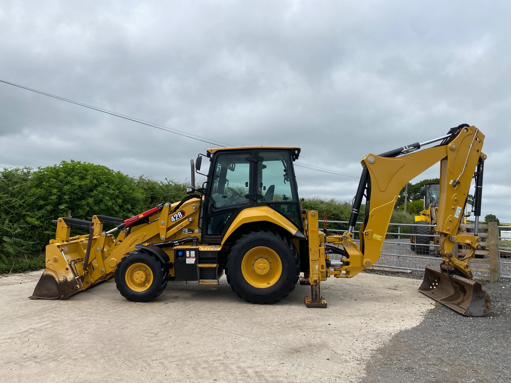 CAT 428